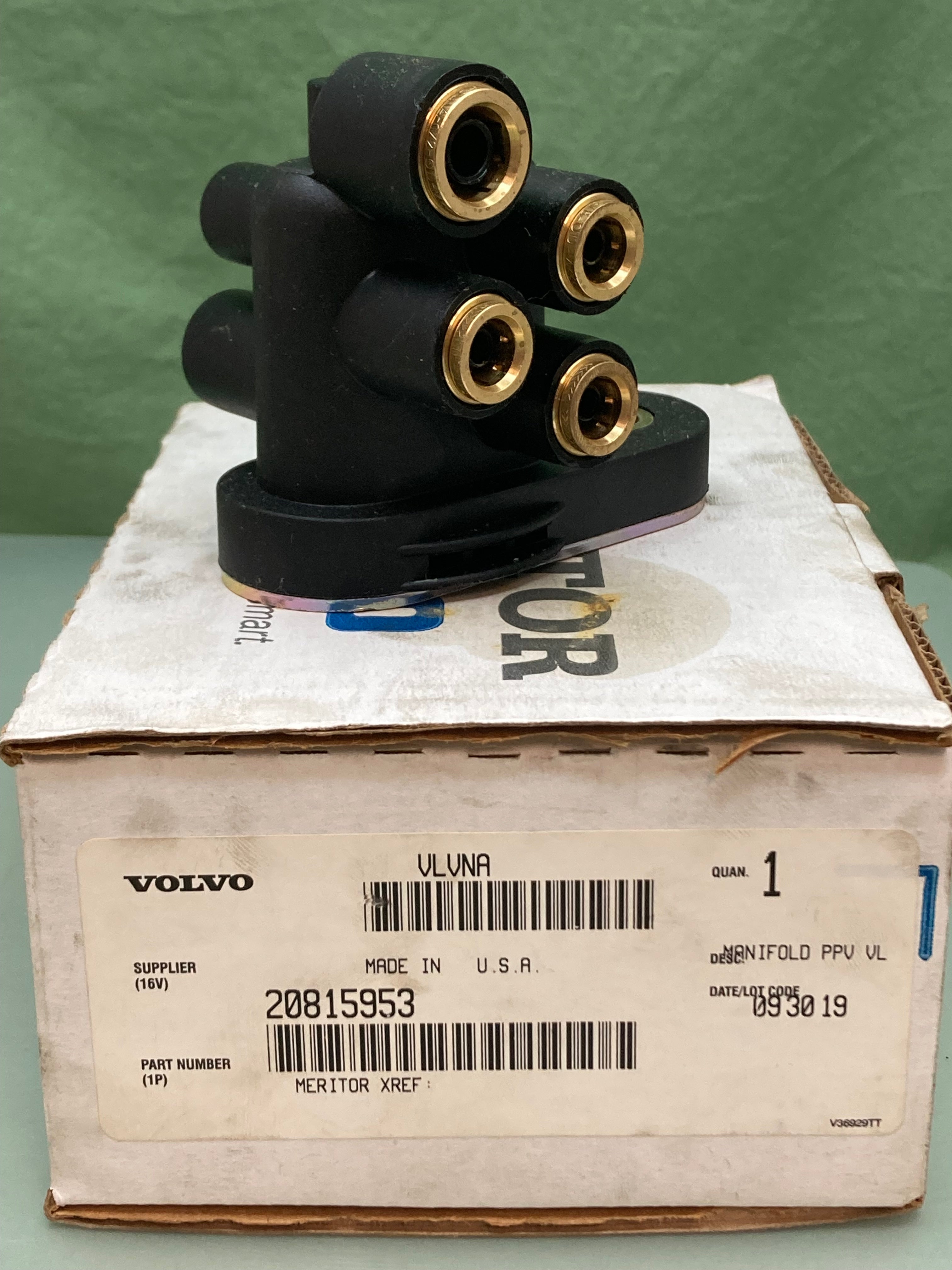 New Genuine Meritor Volvo 20815953 Manifold Safety Valve – Merica Truck ...