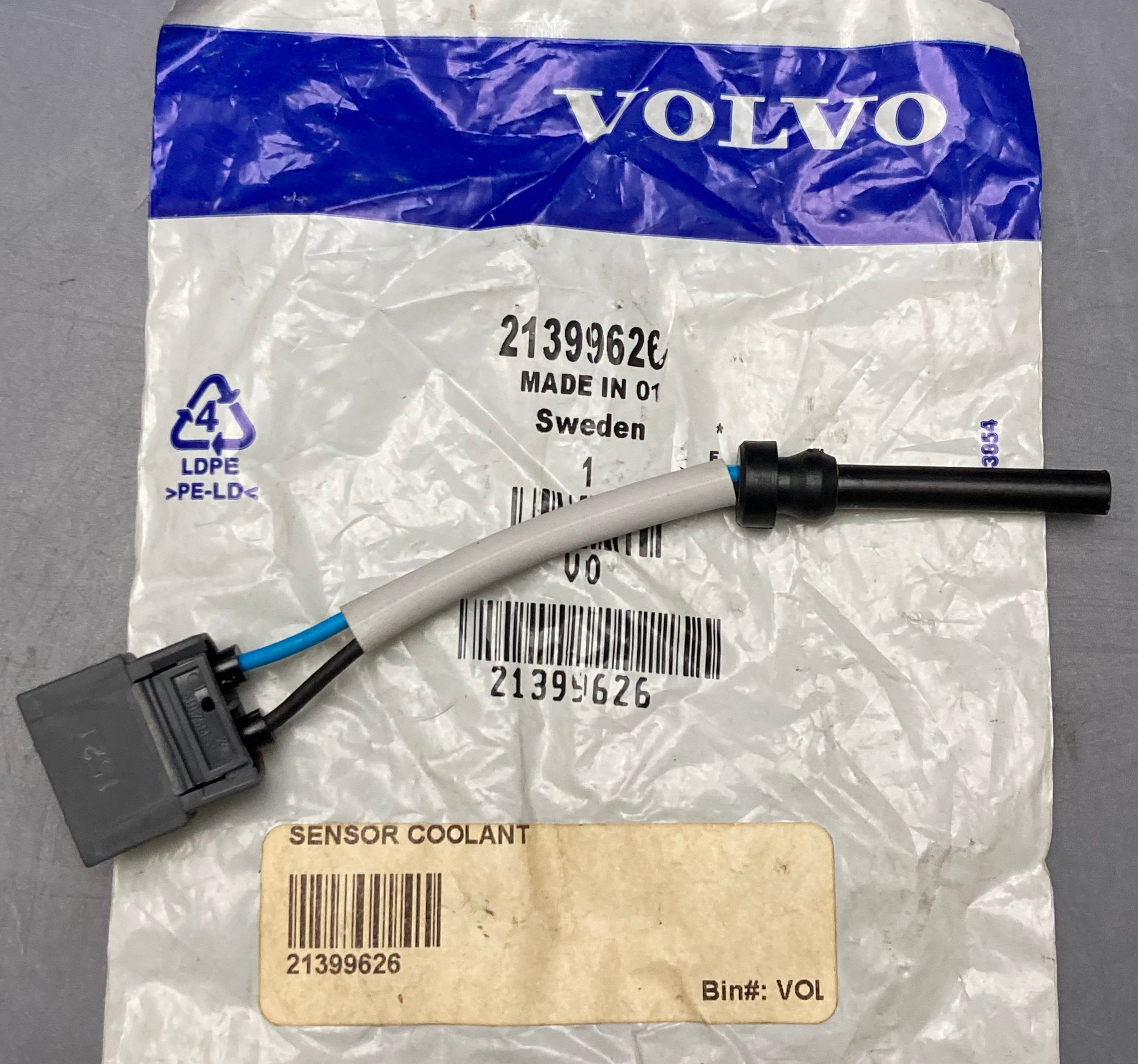 New Genuine Volvo 21399626 Coolant Level Sensor – Merica Truck Parts